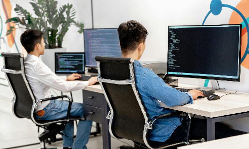 5 Reasons You Should Hire a Professional Web Designer